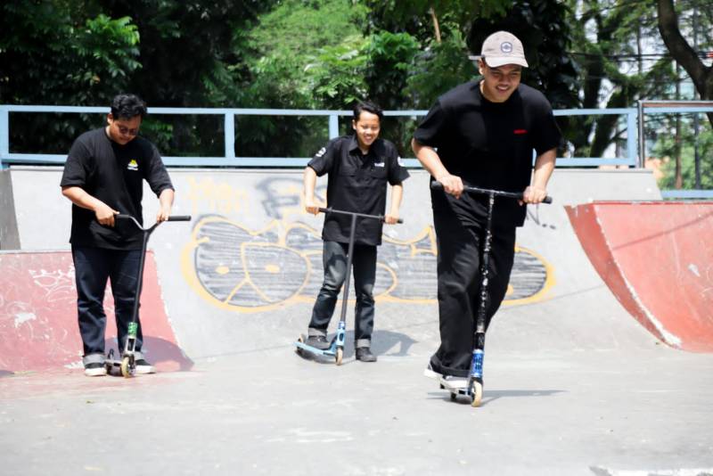 Intip Geliat Anak Muda di Komunitas Freestyle Scooter/Otopet Tangerang